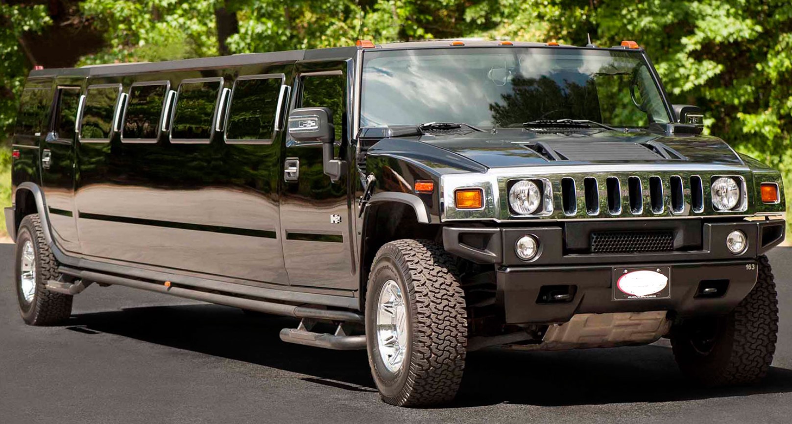 14 Passenger Stretch Hummer Limo | Elite Transportations
